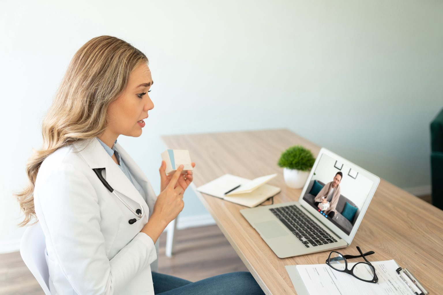 Remote Healthcare Administration: Careers in Telehealth & Virtual Care